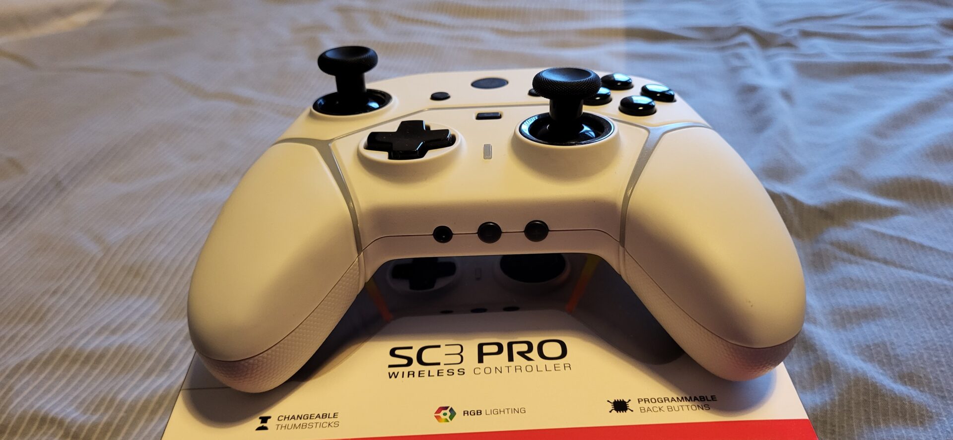 GIOTECK SC3 Pro Wireless Controller Review - Rapid Reviews UK