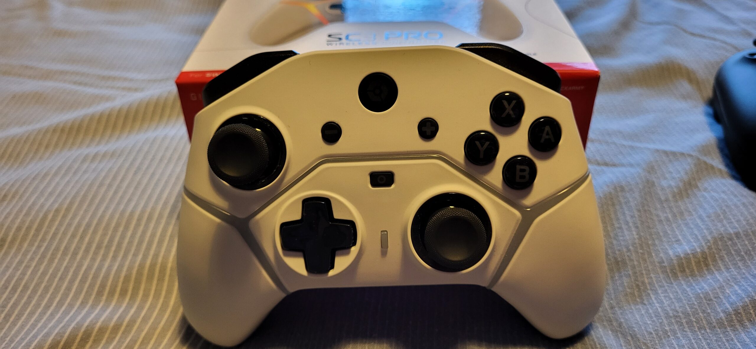 GIOTECK SC3 Pro Wireless Controller Review - Rapid Reviews UK